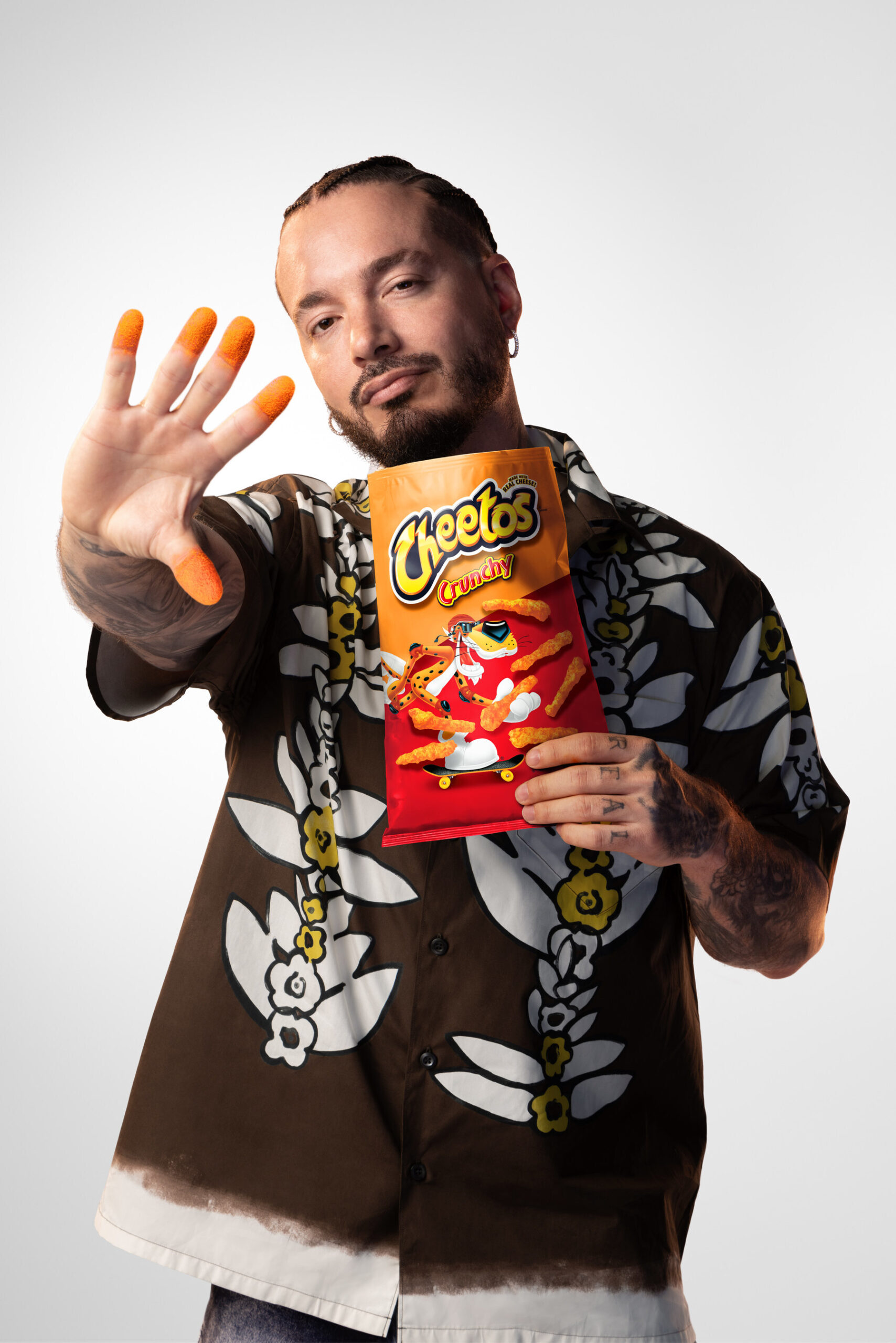 La superestrella mundial J Balvin y Cheetos® se unen para apoyar a la ...